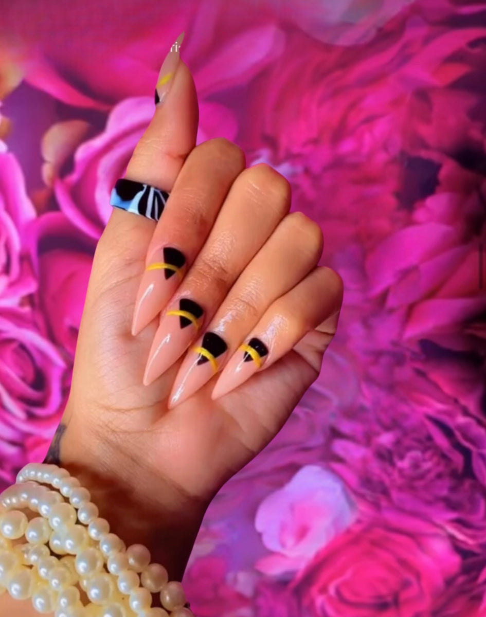 Pyramids (MADE TO ORDER) – Snapped Luxury Press On Nails